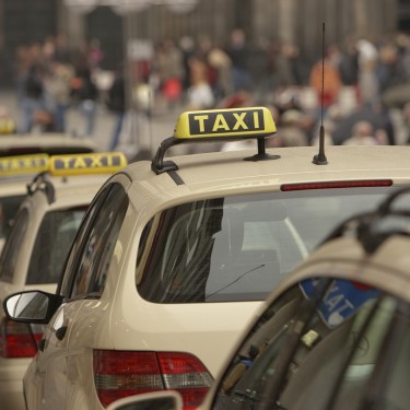 Selbstständig im Taxi- oder Mietwagenverkehr | IHK München