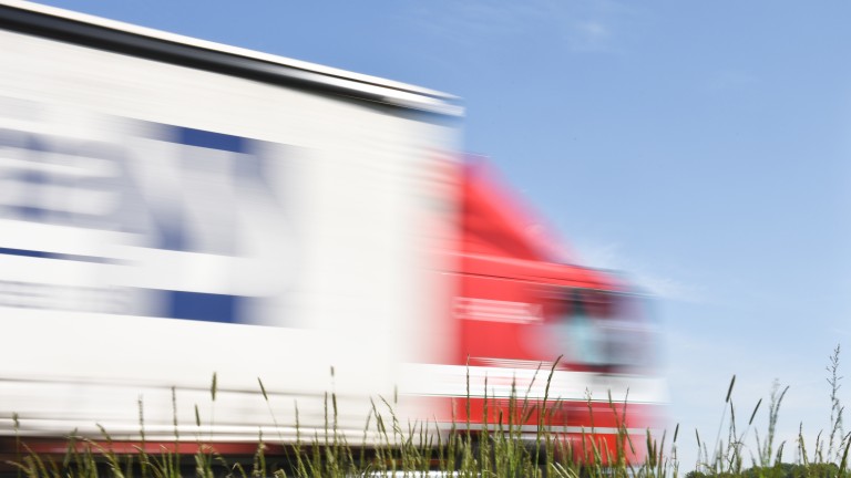 Lkw-Maut: Was gilt in Deutschland, Österreich und der Schweiz? | IHK ...